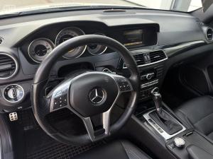 Grey Mercedes-Benz c-220 2013 in Vilnius, with an engine capacity of 2.20 L and mileage of 305 thousand km for 6699 €, photo 24 on AUTOMOTO.COM.LV
