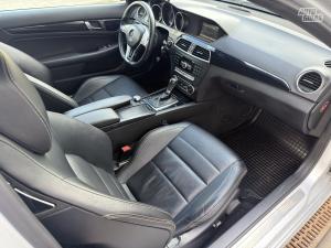 Grey Mercedes-Benz c-220 2013 in Vilnius, with an engine capacity of 2.20 L and mileage of 305 thousand km for 6699 €, photo 26 on AUTOMOTO.COM.LV
