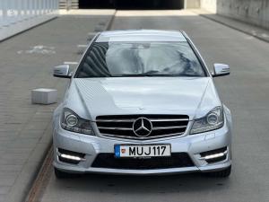 Pelēks Mercedes-Benz c-220 2013 Viļņa, ar dzinēja tilpumu 2.20 L un nobraukumu 305 tūkst. km par 6590 €, foto 17 vietnē AUTOMOTO.COM.LV