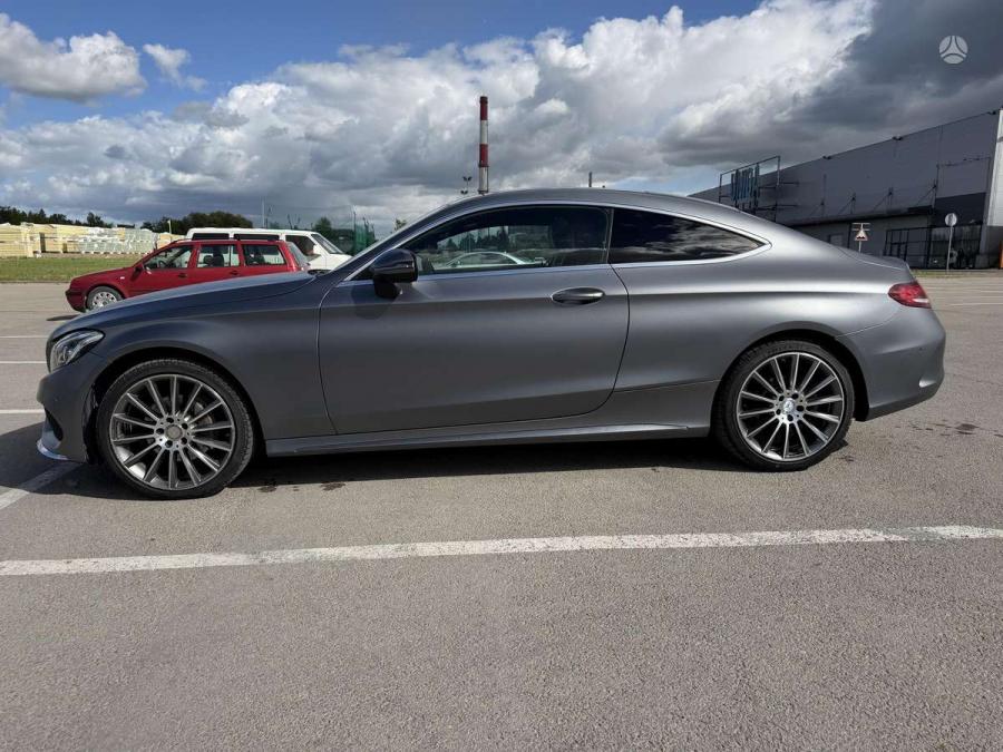 Pelēks Mercedes-Benz c-220 2016 Šauļi, ar dzinēja tilpumu 2.20 L un nobraukumu 105 tūkst. km par 20500 €, foto 4 vietnē AUTOMOTO.COM.LV