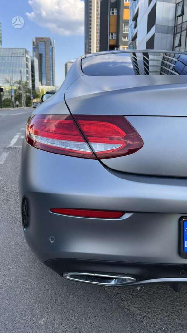 Grey Mercedes-Benz c-220 2016 in Siauliai, with an engine capacity of 2.20 L and mileage of 105 thousand km for 20500 €, photo 6 on AUTOMOTO.COM.LV