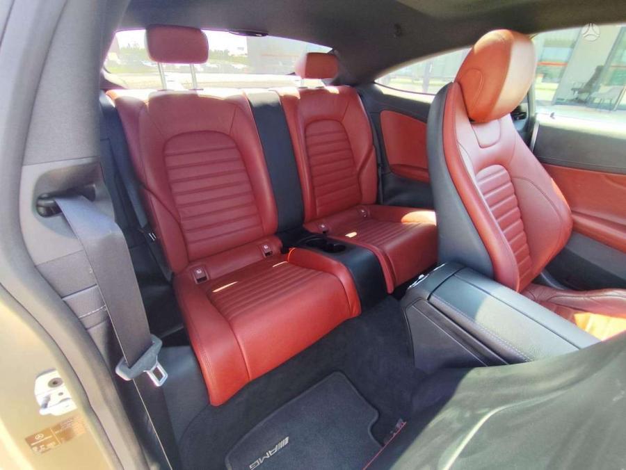 Pelēks Mercedes-Benz c-220 2016 Šauļi, ar dzinēja tilpumu 2.20 L un nobraukumu 105 tūkst. km par 20500 €, foto 18 vietnē AUTOMOTO.COM.LV