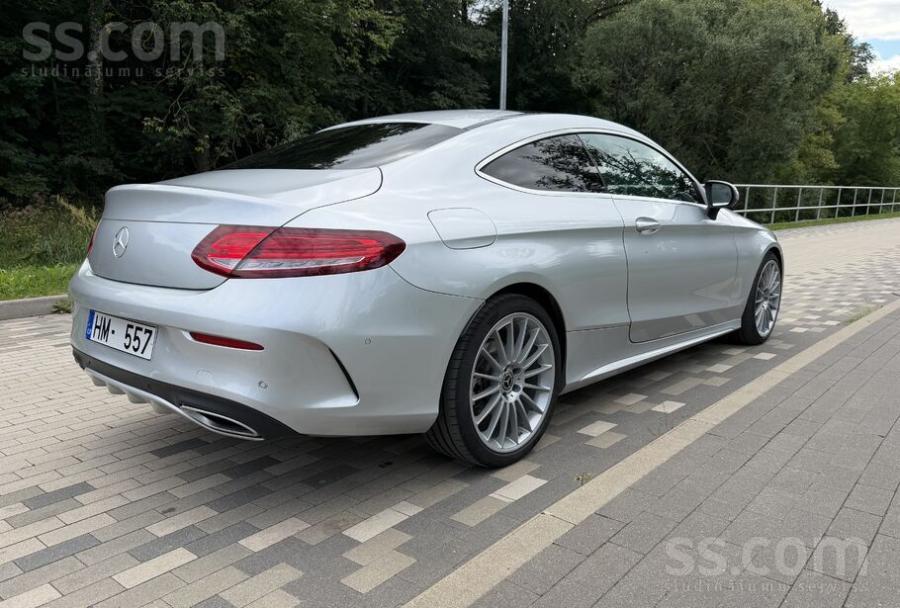 Pelēks Mercedes-Benz c-220 2016 Rēzekne, ar dzinēja tilpumu 2.20 L un nobraukumu 171 tūkst. km par 18200 €, foto 4 vietnē AUTOMOTO.COM.LV