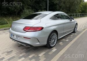 Pelēks Mercedes-Benz c-220 2016 Rēzekne, ar dzinēja tilpumu 2.20 L un nobraukumu 171 tūkst. km par 18200 €, foto 8 vietnē AUTOMOTO.COM.LV