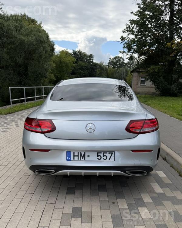 Pelēks Mercedes-Benz c-220 2016 Rēzekne, ar dzinēja tilpumu 2.20 L un nobraukumu 171 tūkst. km par 18200 €, foto 8 vietnē AUTOMOTO.COM.LV