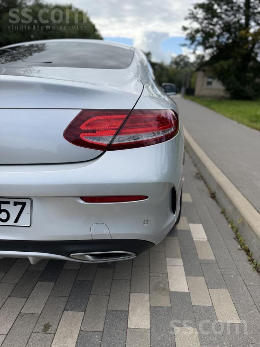 Pelēks Mercedes-Benz c-220 2016 Rēzekne, ar dzinēja tilpumu 2.20 L un nobraukumu 171 tūkst. km par 18200 €, foto 10 vietnē AUTOMOTO.COM.LV