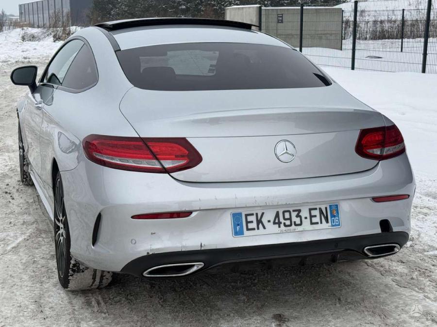 Grey Mercedes-Benz c-220 2017 in Kaunas, with an engine capacity of 2.14 L and mileage of 92 thousand km for 13700 €, photo 4 on AUTOMOTO.COM.LV