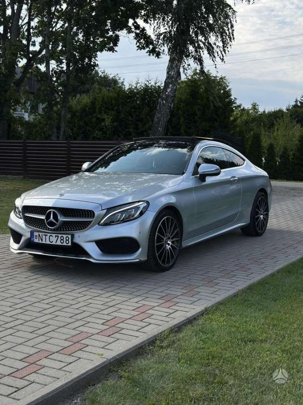 Pelēks Mercedes-Benz c-220 2017 Alīta, ar dzinēja tilpumu 2.14 L un nobraukumu 160 tūkst. km par 19900 €, foto 2 vietnē AUTOMOTO.COM.LV