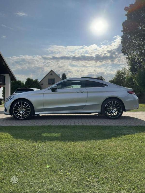 Pelēks Mercedes-Benz c-220 2017 Alīta, ar dzinēja tilpumu 2.14 L un nobraukumu 160 tūkst. km par 19900 €, foto 5 vietnē AUTOMOTO.COM.LV