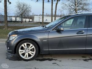 Pelēks Mercedes-Benz c-220 2009 Viļņa, ar dzinēja tilpumu 2.20 L un nobraukumu 288 tūkst. km par 5500 €, foto 14 vietnē AUTOMOTO.COM.LV