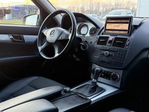 Pelēks Mercedes-Benz c-220 2009 Viļņa, ar dzinēja tilpumu 2.20 L un nobraukumu 288 tūkst. km par 5500 €, foto 28 vietnē AUTOMOTO.COM.LV