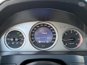 Pelēks Mercedes-Benz c-220 2009 Viļņa, ar dzinēja tilpumu 2.20 L un nobraukumu 288 tūkst. km par 5500 €, foto 30 vietnē AUTOMOTO.COM.LV