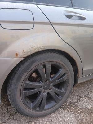 Pelēks Mercedes-Benz c-220 2011 Rēzekne, ar dzinēja tilpumu 2.20 L un nobraukumu 461 tūkst. km par 2000 €, foto 7 vietnē AUTOMOTO.COM.LV