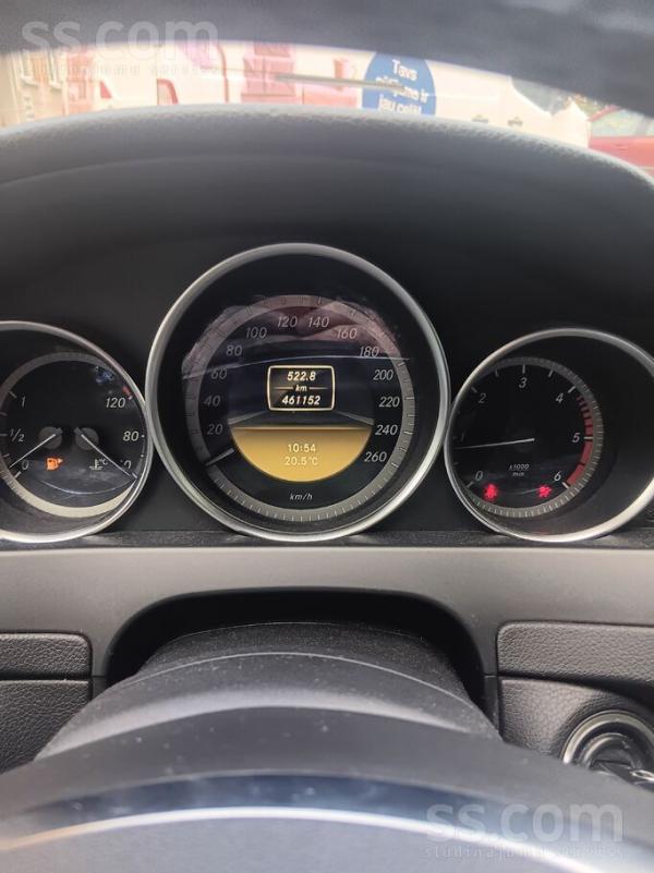 Grey Mercedes-Benz c-220 2011 in Rezekne, with an engine capacity of 2.20 L and mileage of 461 thousand km for 1700 €, photo 7 on AUTOMOTO.COM.LV