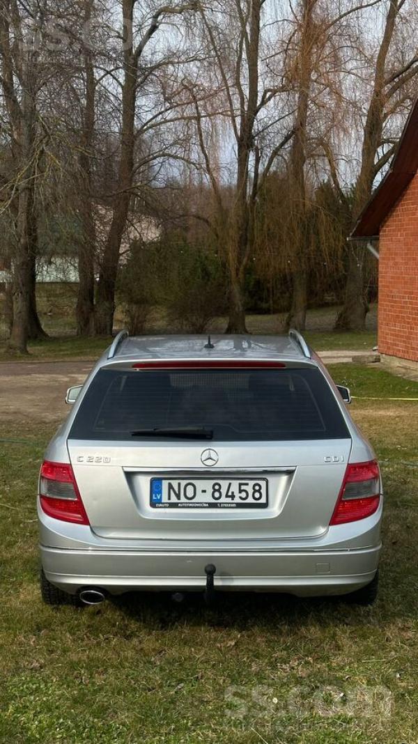 Grey Mercedes-Benz c-220 2009 in Tukums, with an engine capacity of 2.20 L and mileage of 283 thousand km for 2599 €, photo 6 on AUTOMOTO.COM.LV