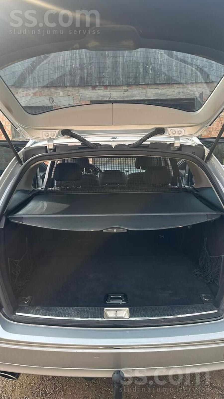 Pelēks Mercedes-Benz c-220 2009 Tukums, ar dzinēja tilpumu 2.20 L un nobraukumu 283 tūkst. km par 2599 €, foto 13 vietnē AUTOMOTO.COM.LV