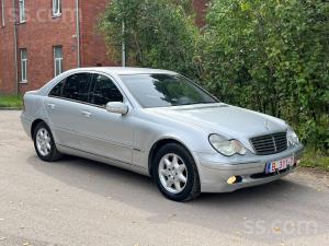 Серый Мерседес Ц 220 2002 в Рига, объемом двигателя 2.20 л и пробегом 0 тыс. км за 1799 €, фото 8 на AUTOMOTO.COM.LV