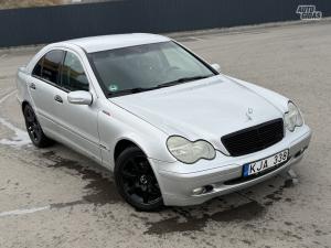 Grey Mercedes-Benz c-220 2003 in Kaunas, with an engine capacity of 2.10 L and mileage of 29 thousand km for 1650 €, photo 7 on AUTOMOTO.COM.LV