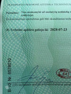 Серый Мерседес Ц 220 2004 в Вильнюс, объемом двигателя 2.20 л и пробегом 261 тыс. км за 1650 €, фото 9 на AUTOMOTO.COM.LV