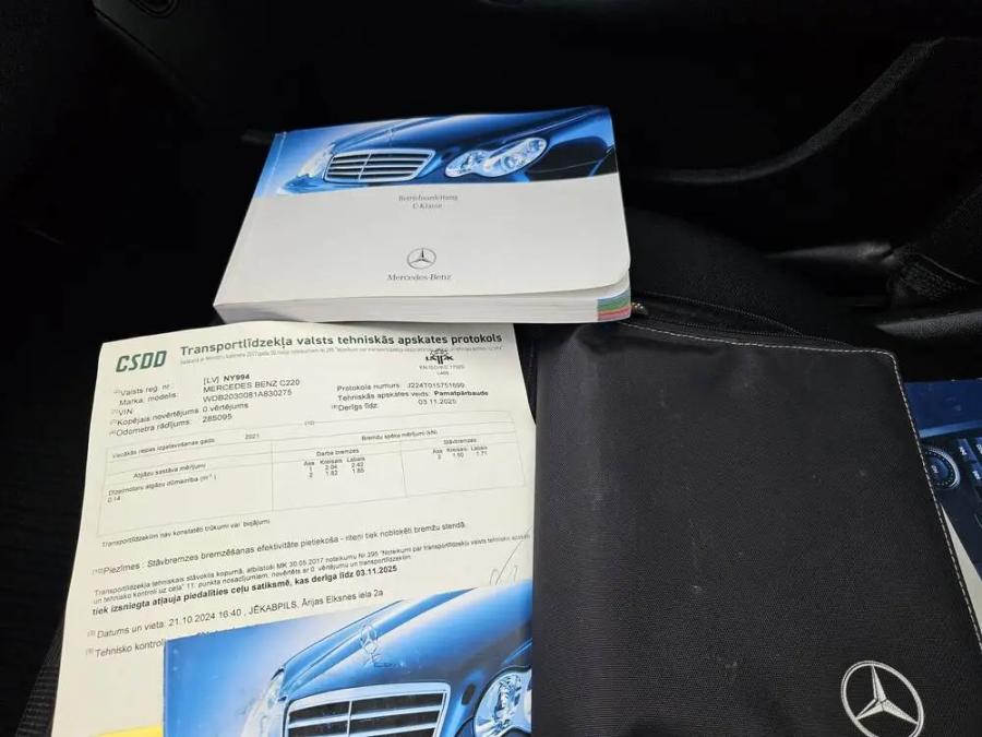 Серый Мерседес Ц 220 2005 в Екабпилс, объемом двигателя 2.20 л и пробегом 286 тыс. км за 2950 €, фото 29 на AUTOMOTO.COM.LV