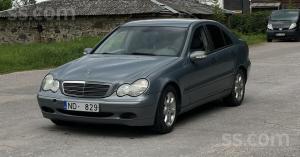 Grey Mercedes-Benz c-220 2005 in Jelgava, with an engine capacity of 2.20 L and mileage of 444 thousand km for 1950 €, photo 3 on AUTOMOTO.COM.LV