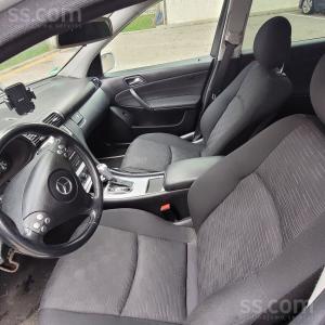 Pelēks Mercedes-Benz c-220 2005 Rīga, ar dzinēja tilpumu 2.20 L un nobraukumu 186 tūkst. km par 4300 €, foto 7 vietnē AUTOMOTO.COM.LV