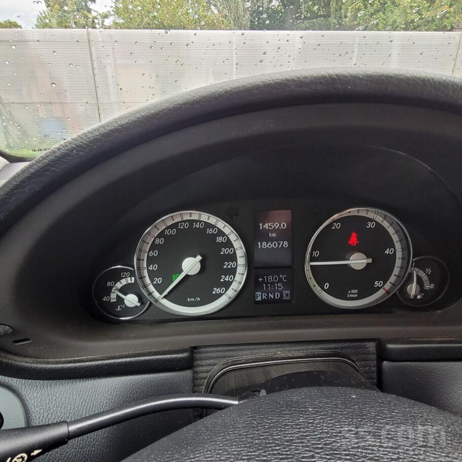 Pelēks Mercedes-Benz c-220 2005 Rīga, ar dzinēja tilpumu 2.20 L un nobraukumu 186 tūkst. km par 4300 €, foto 10 vietnē AUTOMOTO.COM.LV