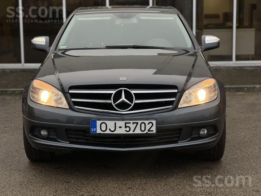 Grey Mercedes-Benz c-220 2007 in Jekabpils, with an engine capacity of 2.20 L and mileage of 295 thousand km for 5999 €, photo 5 on AUTOMOTO.COM.LV