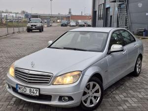 Grey Mercedes-Benz c-220 2007 in Silute, with an engine capacity of 2.20 L and mileage of 309 thousand km for 2650 €, photo 2 on AUTOMOTO.COM.LV
