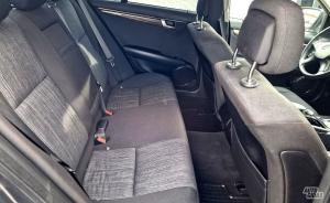 Grey Mercedes-Benz c-220 2007 in Kretinga, with an engine capacity of 2.20 L and mileage of 205 thousand km for 5199 €, photo 24 on AUTOMOTO.COM.LV