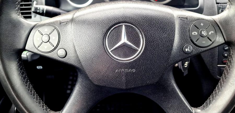 Grey Mercedes-Benz c-220 2007 in Kretinga, with an engine capacity of 2.20 L and mileage of 205 thousand km for 5199 €, photo 28 on AUTOMOTO.COM.LV