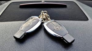 Grey Mercedes-Benz c-220 2007 in Kretinga, with an engine capacity of 2.20 L and mileage of 205 thousand km for 5199 €, photo 32 on AUTOMOTO.COM.LV