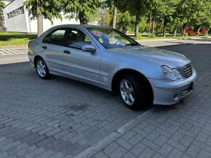 Pelēks Mercedes-Benz c-220 2007 Klaipėda, ar dzinēja tilpumu 2.20 L un nobraukumu 307 tūkst. km par 2700 €, foto 5 vietnē AUTOMOTO.COM.LV