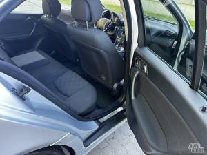 Pelēks Mercedes-Benz c-220 2007 Klaipėda, ar dzinēja tilpumu 2.20 L un nobraukumu 307 tūkst. km par 2700 €, foto 13 vietnē AUTOMOTO.COM.LV