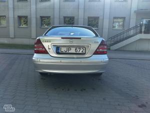 Grey Mercedes-Benz c-220 2007 in Klaipeda, with an engine capacity of 2.20 L and mileage of 307 thousand km for 2700 €, photo 8 on AUTOMOTO.COM.LV