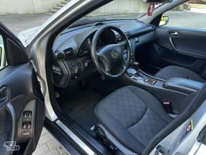 Grey Mercedes-Benz c-220 2007 in Klaipeda, with an engine capacity of 2.20 L and mileage of 307 thousand km for 2700 €, photo 10 on AUTOMOTO.COM.LV
