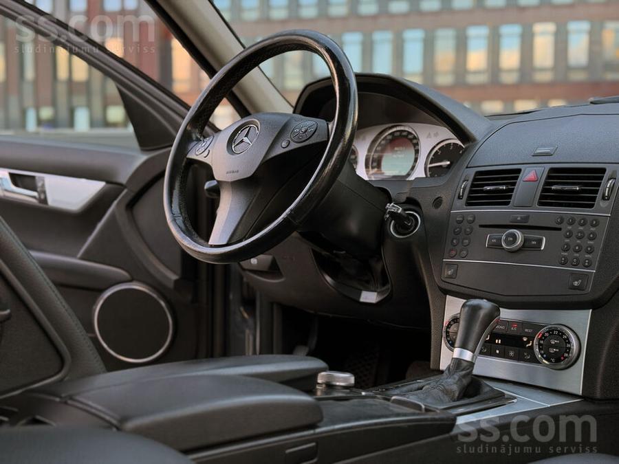 Pelēks Mercedes-Benz c-220 2007 Rīga, ar dzinēja tilpumu 2.10 L un nobraukumu 0 tūkst. km par 3250 €, foto 22 vietnē AUTOMOTO.COM.LV