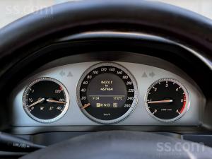 Pelēks Mercedes-Benz c-220 2007 Rīga, ar dzinēja tilpumu 2.10 L un nobraukumu 0 tūkst. km par 3250 €, foto 25 vietnē AUTOMOTO.COM.LV