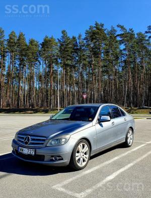 Pelēks Mercedes-Benz c-220 2007 Rīga, ar dzinēja tilpumu 2.20 L un nobraukumu 371 tūkst. km par 3600 €, foto  vietnē AUTOMOTO.COM.LV