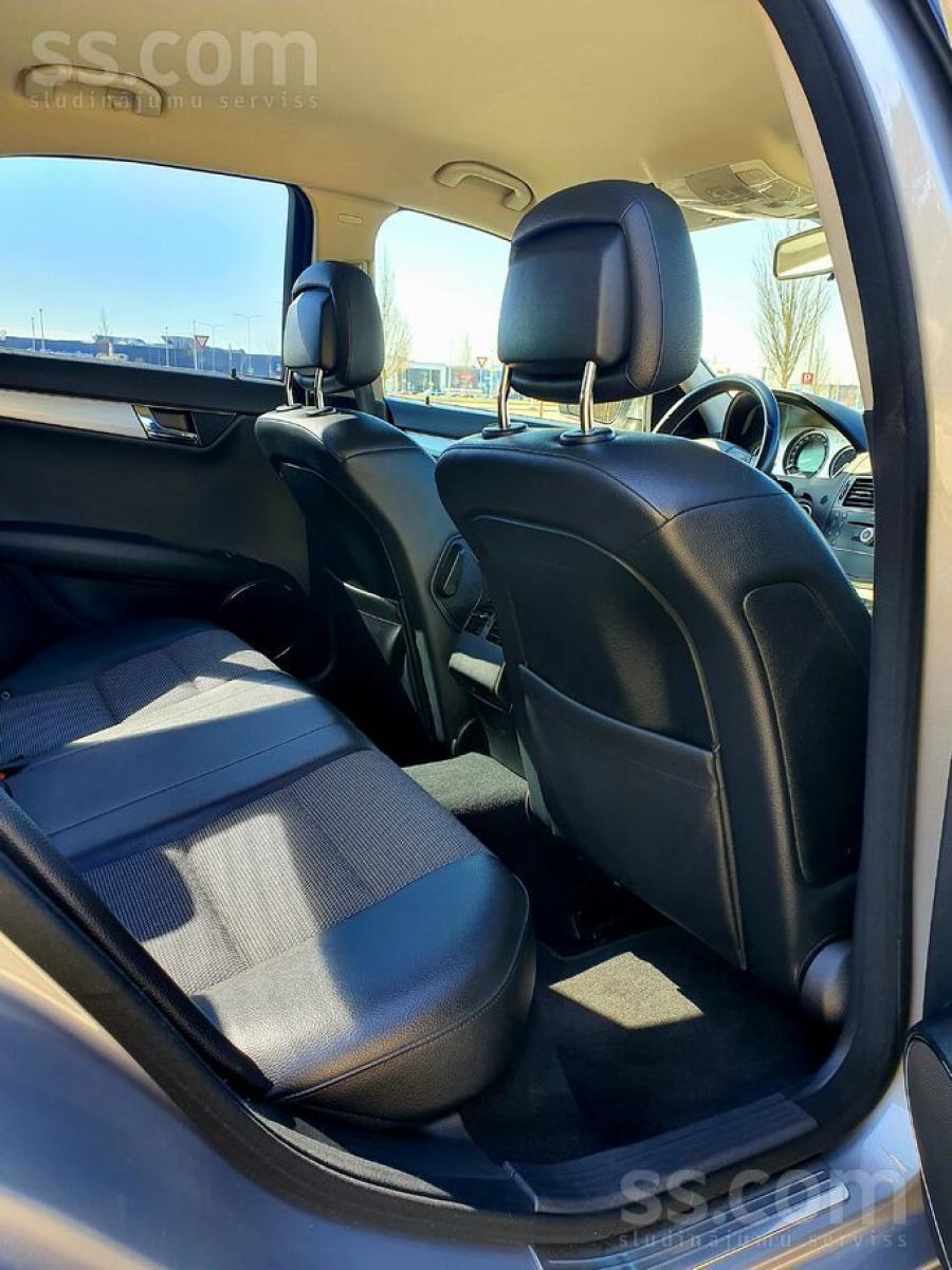 Pelēks Mercedes-Benz c-220 2007 Rīga, ar dzinēja tilpumu 2.20 L un nobraukumu 371 tūkst. km par 3600 €, foto 8 vietnē AUTOMOTO.COM.LV