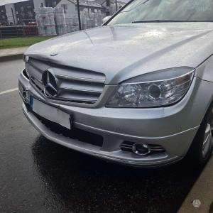 Grey Mercedes-Benz c-220 2007 in Vilnius, with an engine capacity of 2.15 L and mileage of 315 thousand km for 3000 €, photo 10 on AUTOMOTO.COM.LV