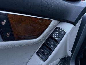 Серый Мерседес Ц 220 2007 в Каунас, объемом двигателя 2.15 л и пробегом 357 тыс. км за 4750 €, фото 10 на AUTOMOTO.COM.LV