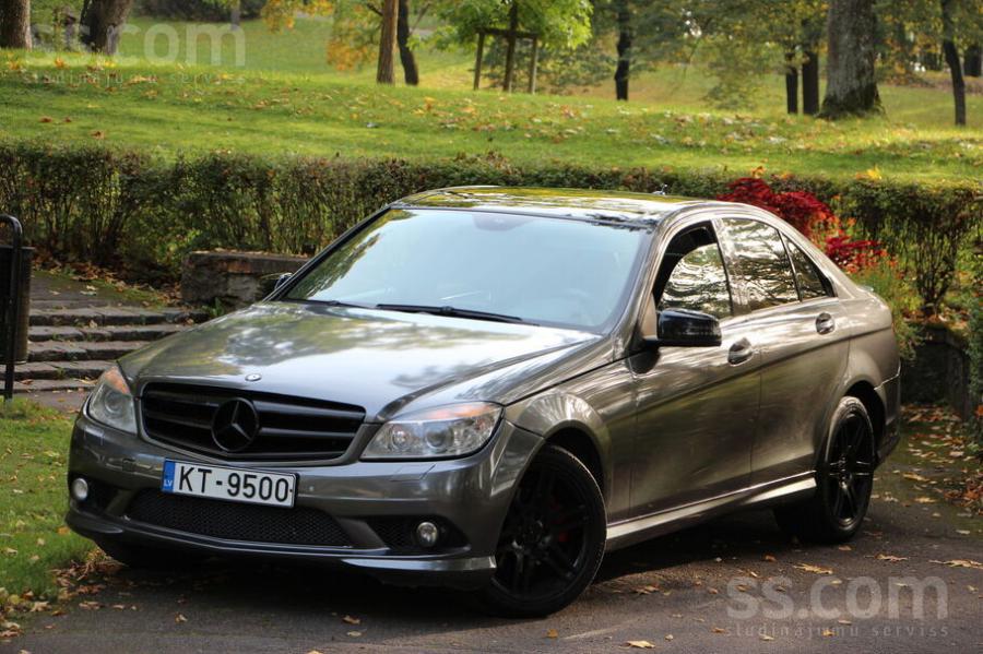 Grey Mercedes-Benz c-220 2007 in Riga, with an engine capacity of 2.20 L and mileage of 315 thousand km for 3950 €, photo 3 on AUTOMOTO.COM.LV