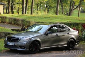 Grey Mercedes-Benz c-220 2007 in Riga, with an engine capacity of 2.20 L and mileage of 315 thousand km for 3950 €, photo 4 on AUTOMOTO.COM.LV