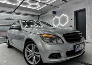 Grey Mercedes-Benz c-220 2008 in Kaunas, with an engine capacity of 2.15 L and mileage of 389 thousand km for 5150 €, photo 10 on AUTOMOTO.COM.LV