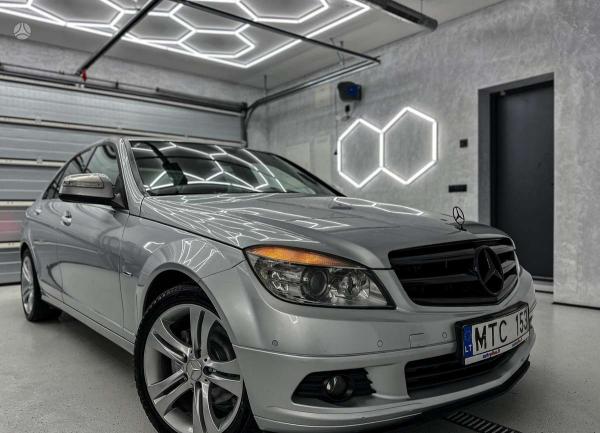 Pelēks Mercedes-Benz c-220 2008 Kauņa, ar dzinēja tilpumu 2.15 L un nobraukumu 389 tūkst. km par 5150 €, foto 11 vietnē AUTOMOTO.COM.LV