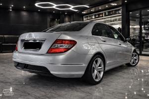 Pelēks Mercedes-Benz c-220 2008 Kauņa, ar dzinēja tilpumu 2.20 L un nobraukumu 382 tūkst. km par 5250 €, foto 7 vietnē AUTOMOTO.COM.LV