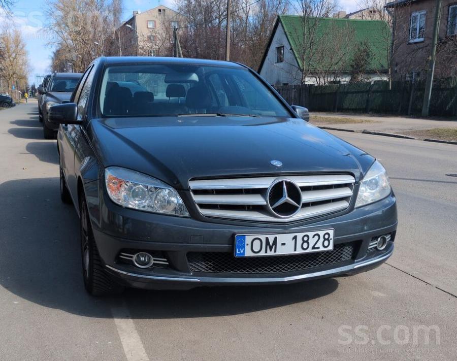 Pelēks Mercedes-Benz c-220 2008 Rīga, ar dzinēja tilpumu 2.20 L un nobraukumu 335 tūkst. km par 4450 €, foto 1 vietnē AUTOMOTO.COM.LV