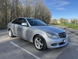 Pelēks Mercedes-Benz c-220 2008 Kaišiadorys, ar dzinēja tilpumu 2.15 L un nobraukumu 357 tūkst. km par 4999 €, foto  vietnē AUTOMOTO.COM.LV
