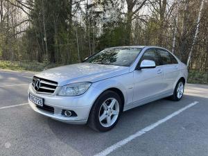 Pelēks Mercedes-Benz c-220 2008 Kaišiadorys, ar dzinēja tilpumu 2.15 L un nobraukumu 357 tūkst. km par 4999 €, foto 3 vietnē AUTOMOTO.COM.LV
